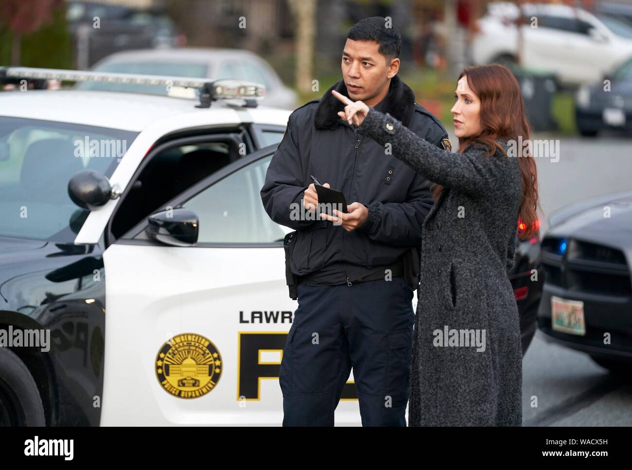 A GAME OF CAT AND MOUSE: AN AURORA TEAGARDEN MYSTERY, Miranda Frigon ...