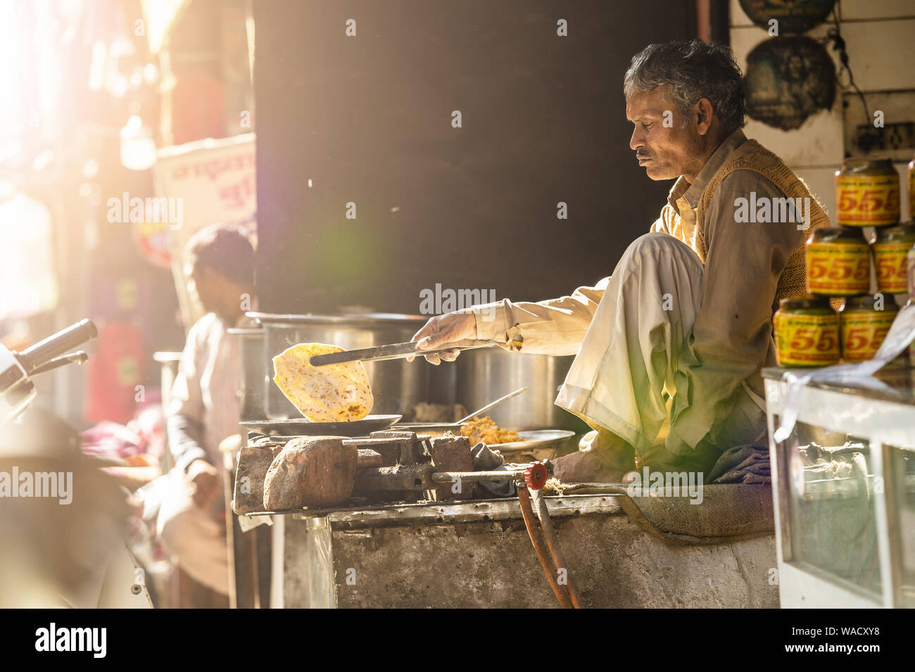 Chapati roti hi-res stock photography and images - Alamy