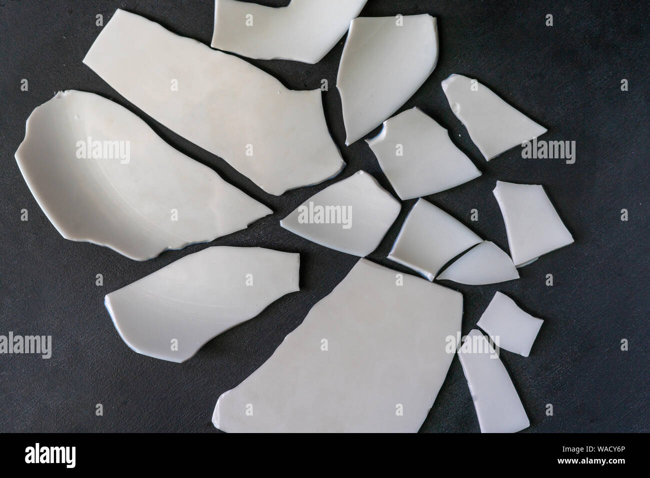 Empty plate serving pieces hi-res stock photography and images - Alamy