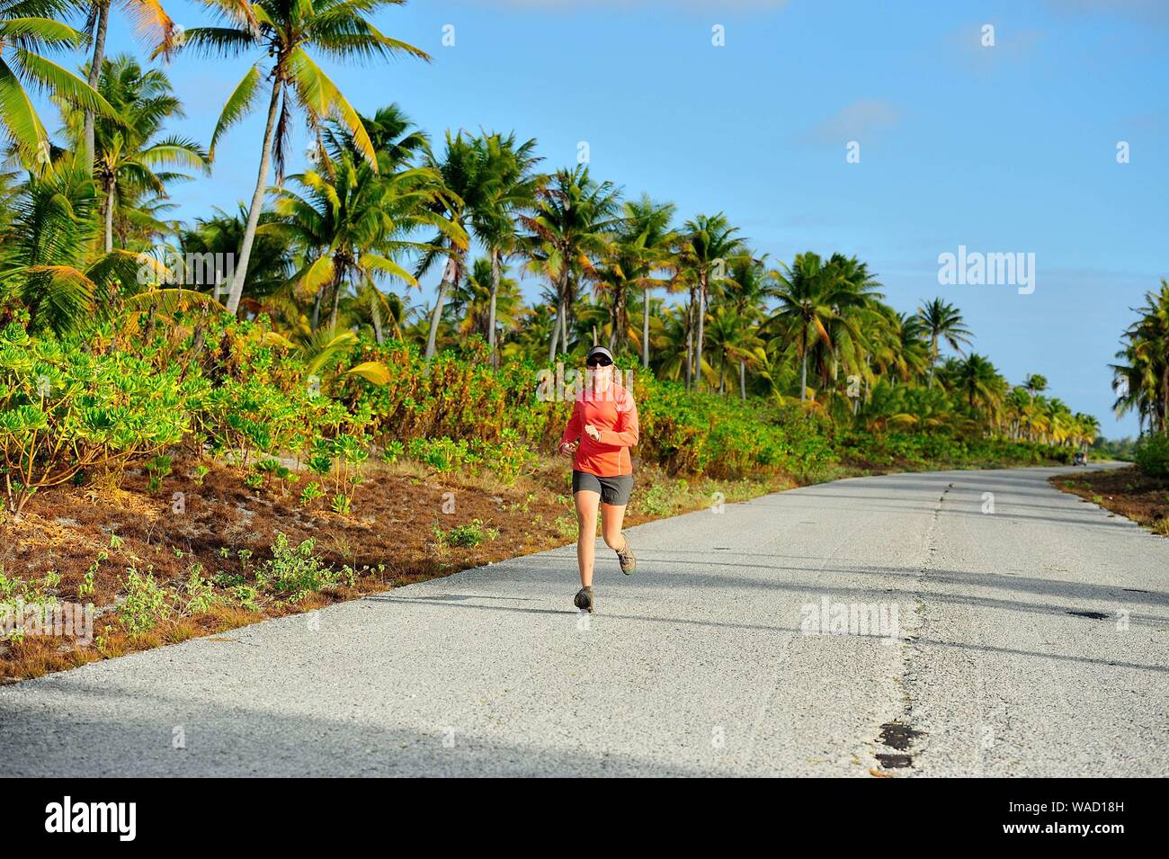 Running pathway hi-res stock photography and images - Alamy