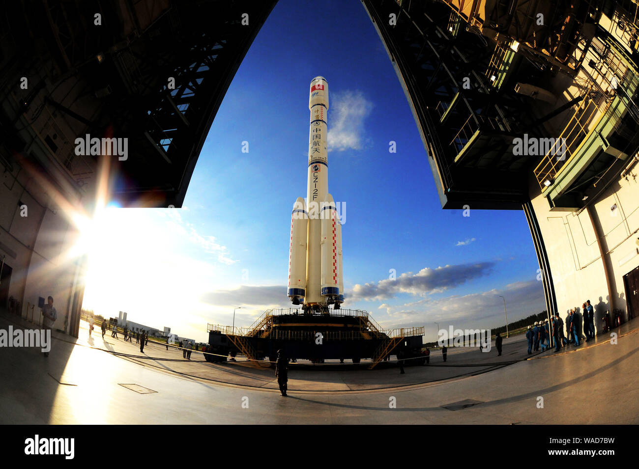 Tiangong hi-res stock photography and images - Alamy