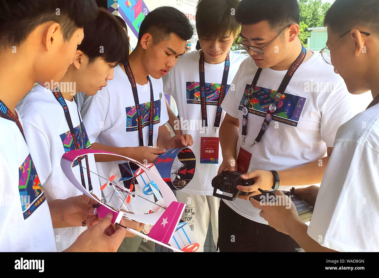 Makers demonstrate their design at the sixth China-US Young Maker ...