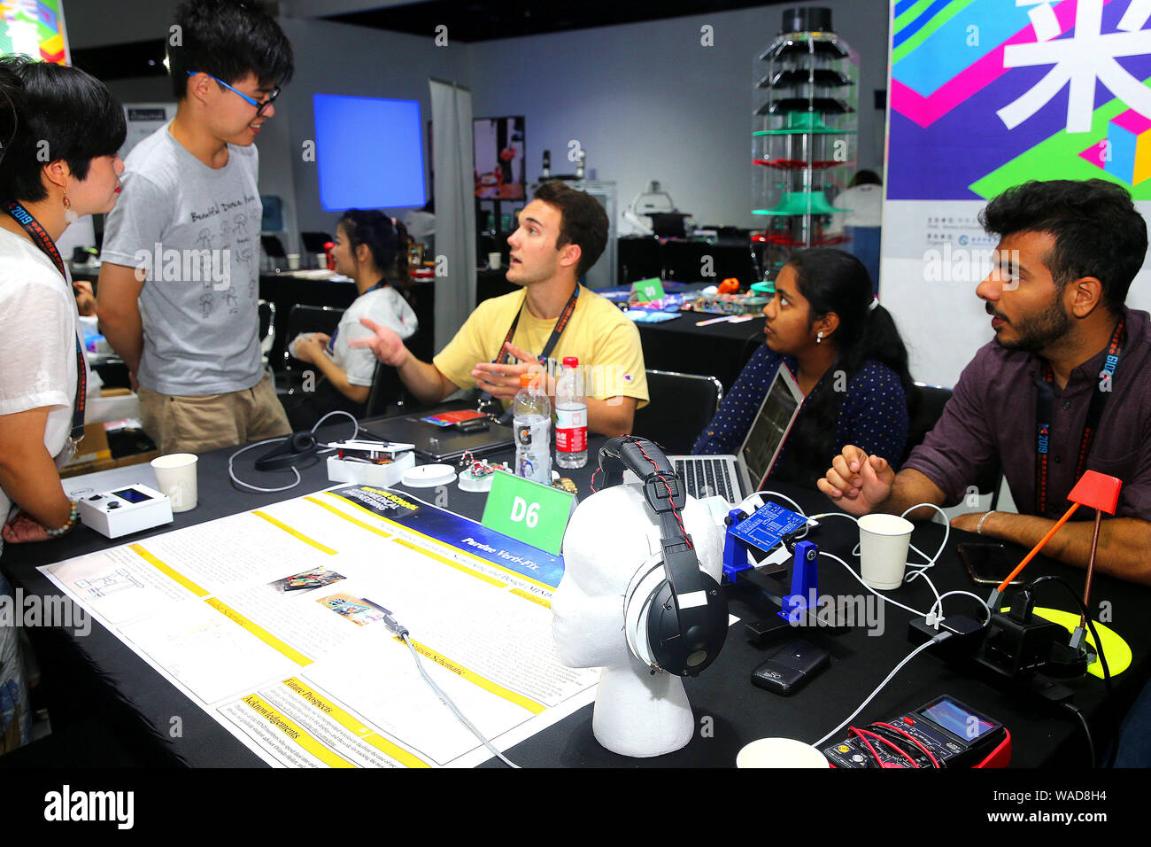 Makers demonstrate their design at the sixth China-US Young Maker ...