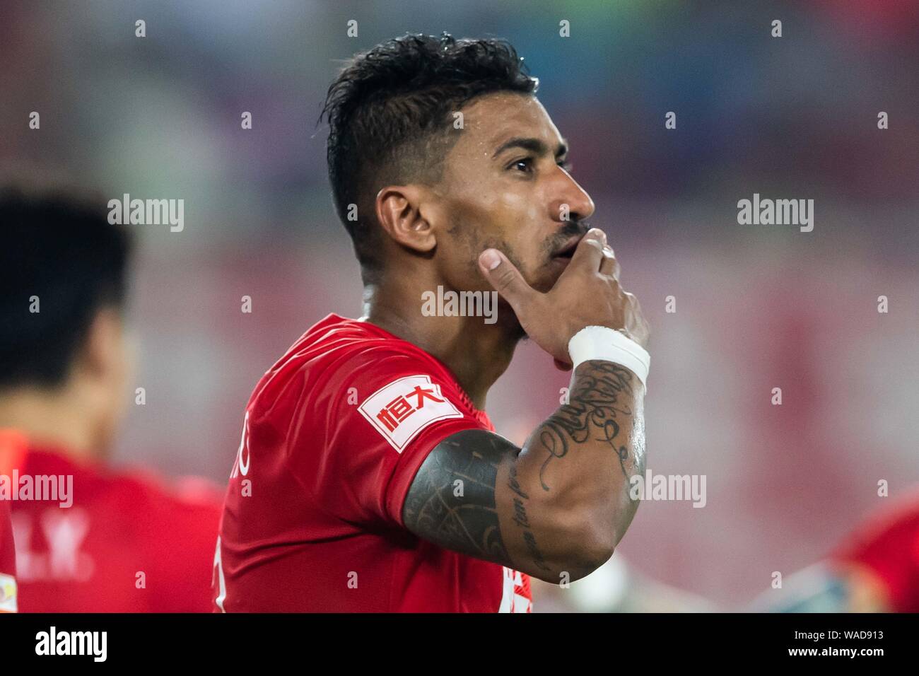 20th round hi-res stock photography and images - Alamy