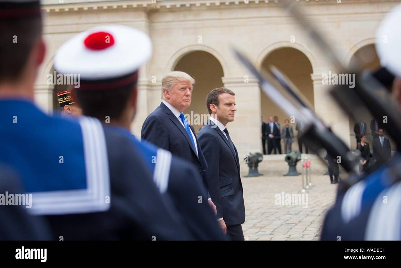 President trump french emmanuel hi-res stock photography and images - Alamy