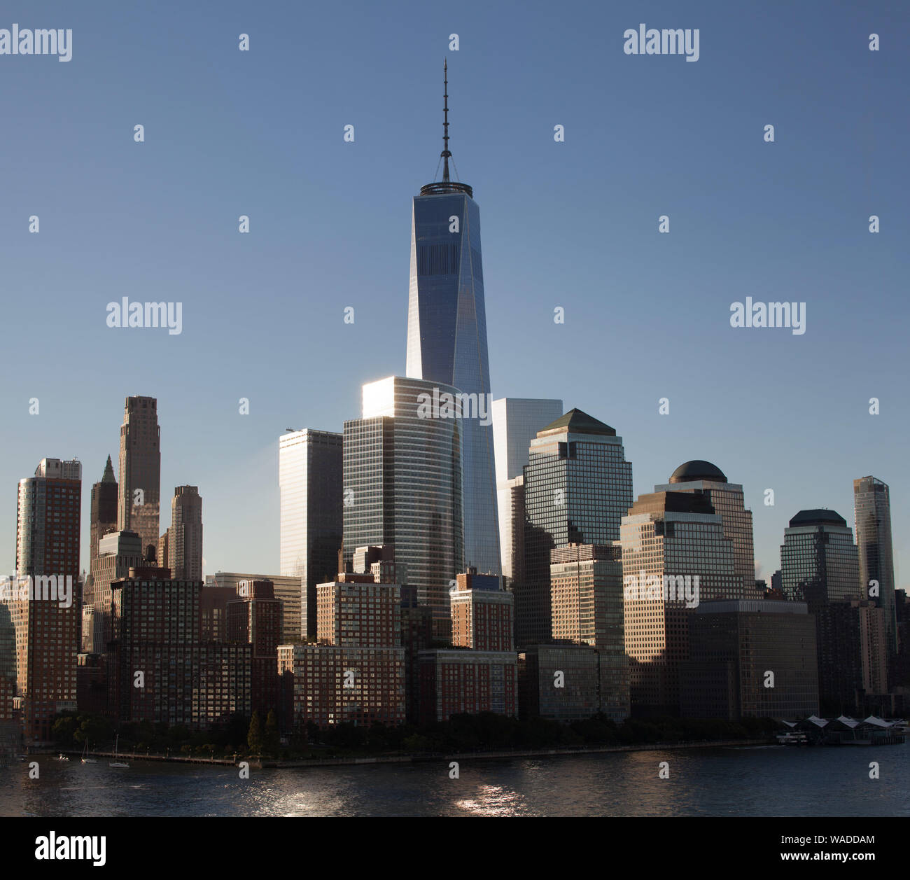 New york city freedom tower detail hi-res stock photography and images ...