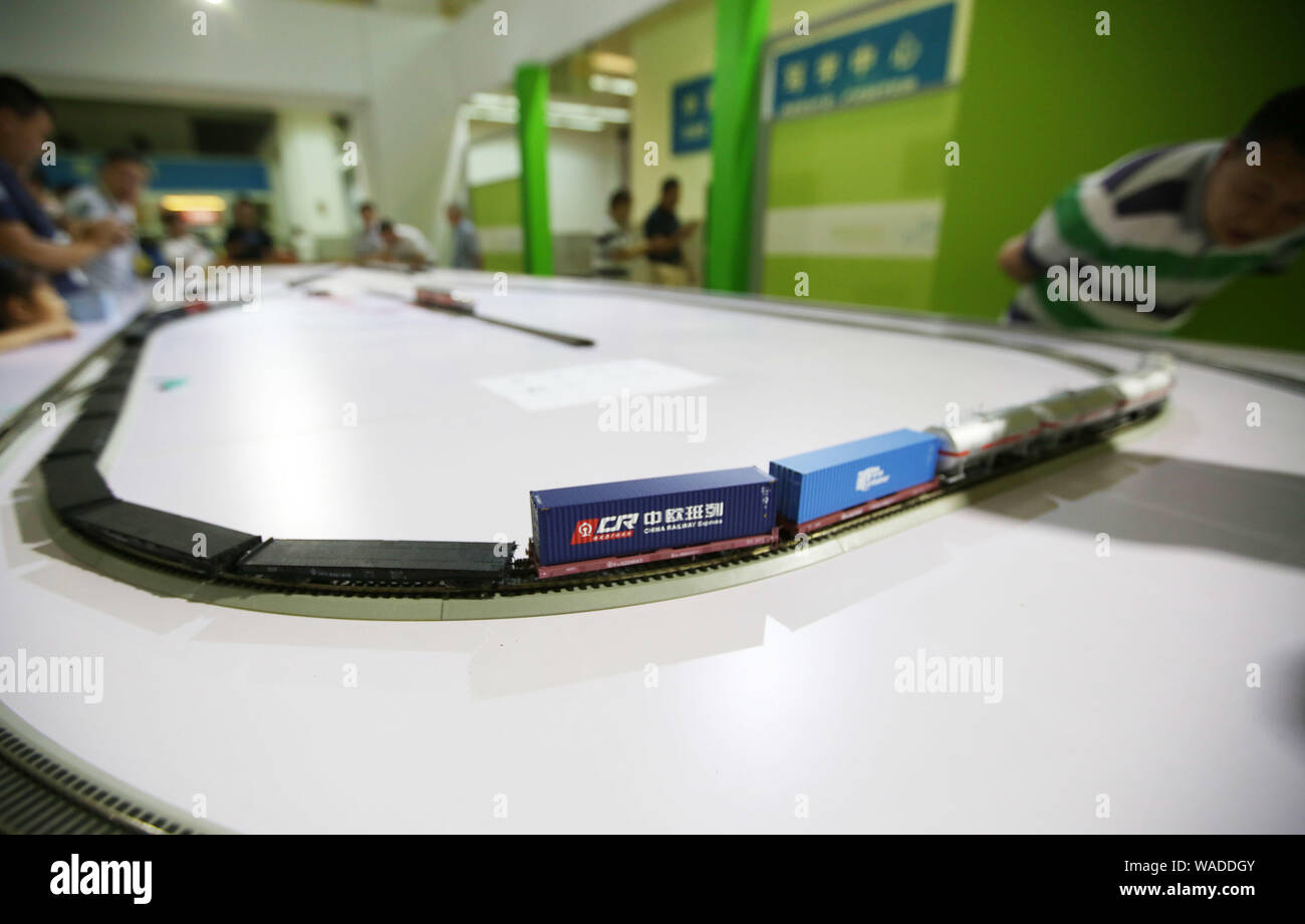 Models of Chinese metro at International Metro Transit Exhibition ...