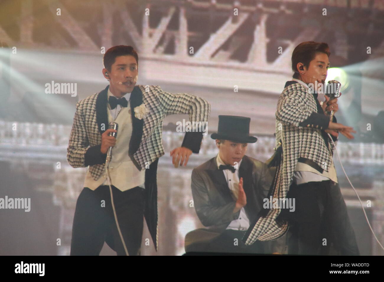 Singers and actors Shim Chang-min, also known by his stage name Max ...