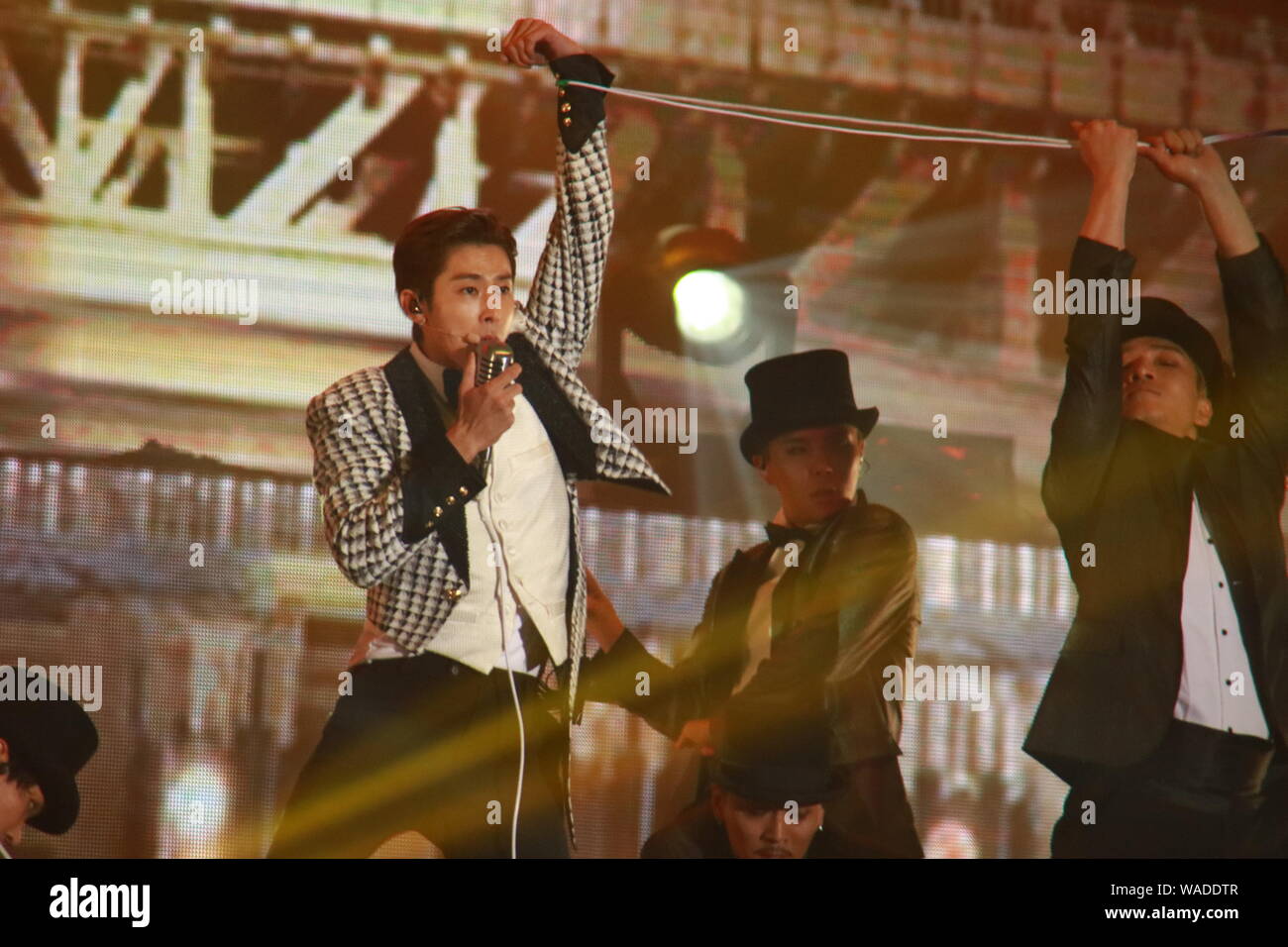 Singers and actors Shim Chang-min, also known by his stage name Max ...