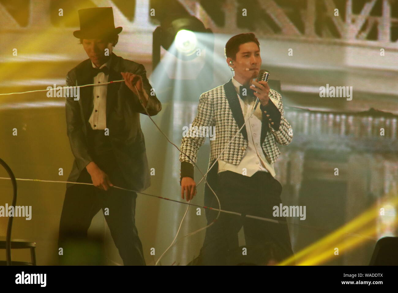 Singers and actors Shim Chang-min, also known by his stage name Max ...