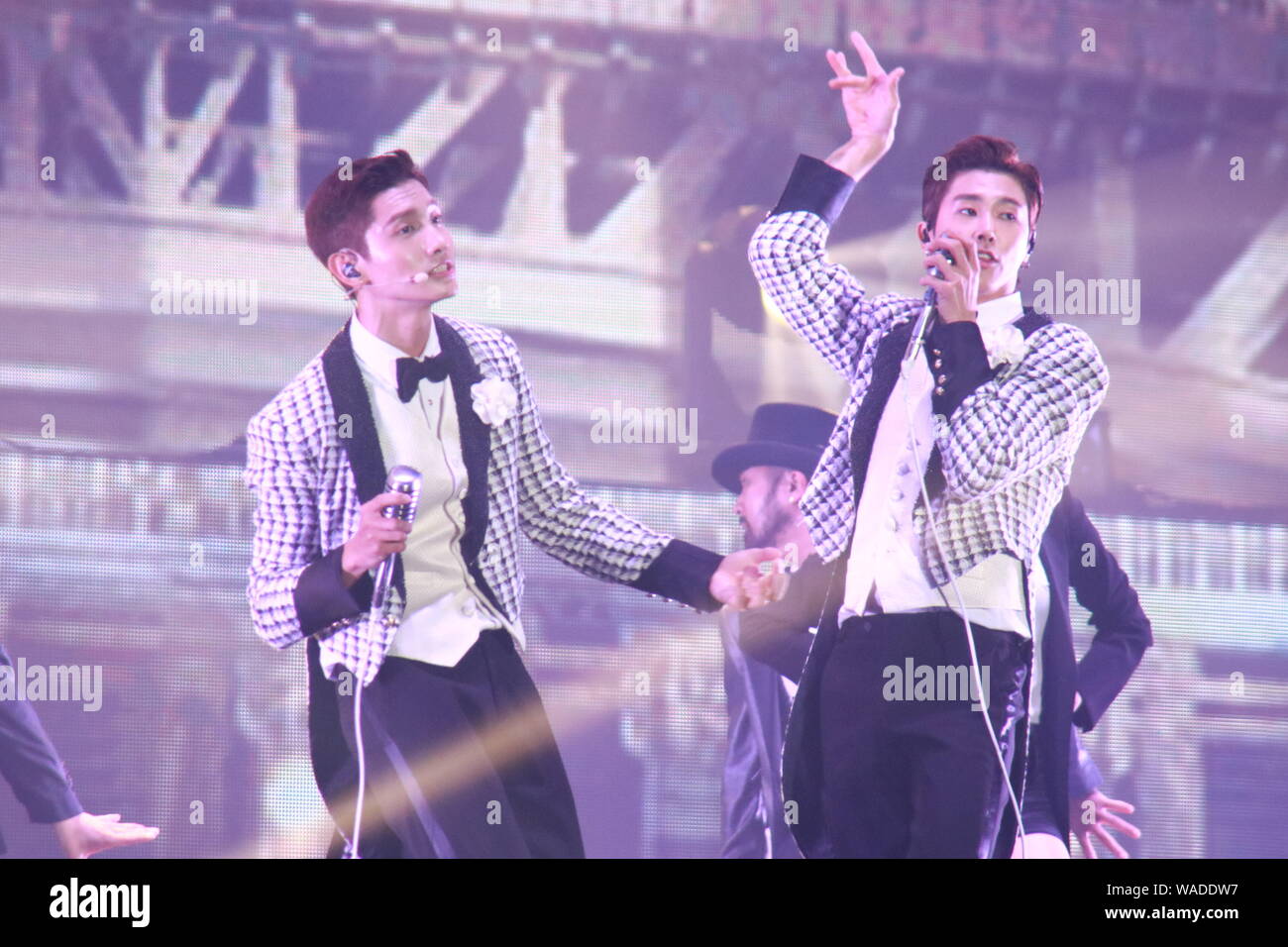 Singers and actors Shim Chang-min, also known by his stage name Max ...