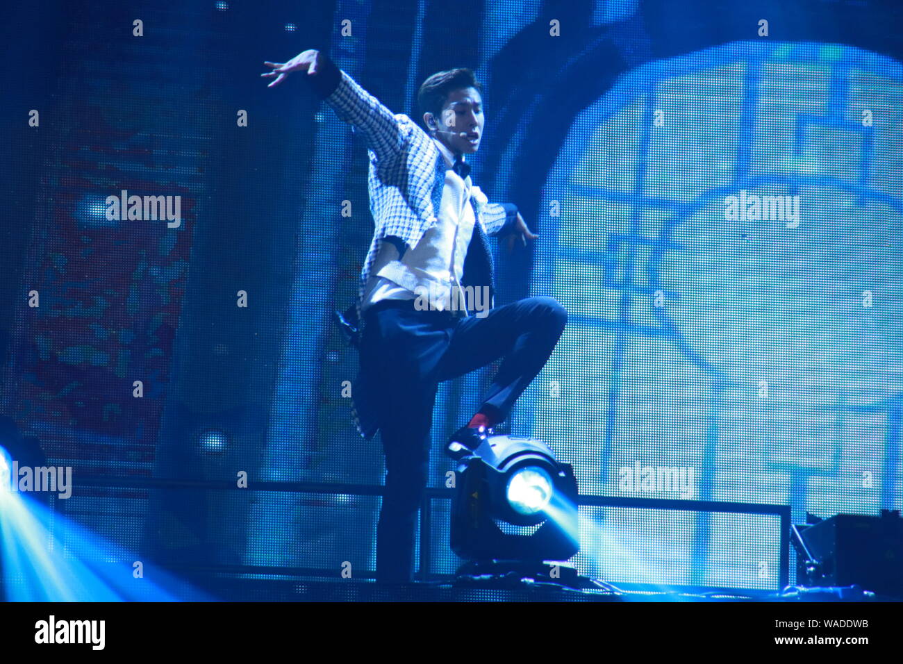 Singers and actors Shim Chang-min, also known by his stage name Max ...