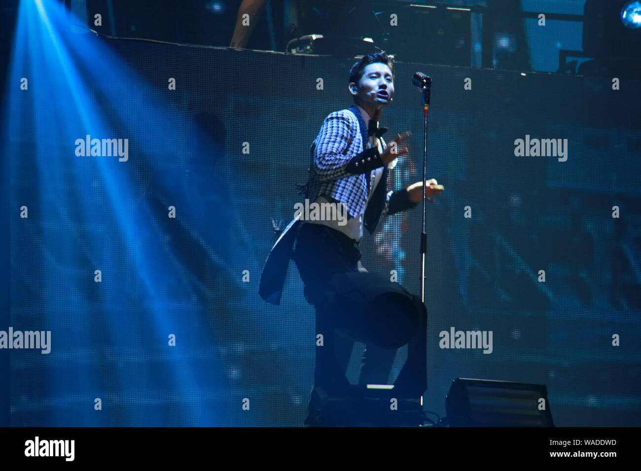 Singers and actors Shim Chang-min, also known by his stage name Max ...