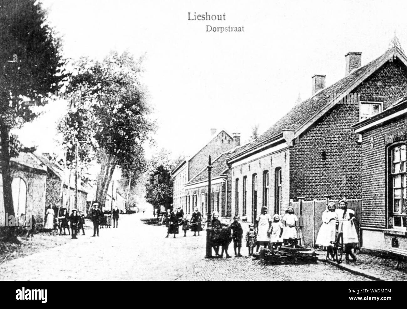 Dorpstraat hi-res stock photography and images - Alamy