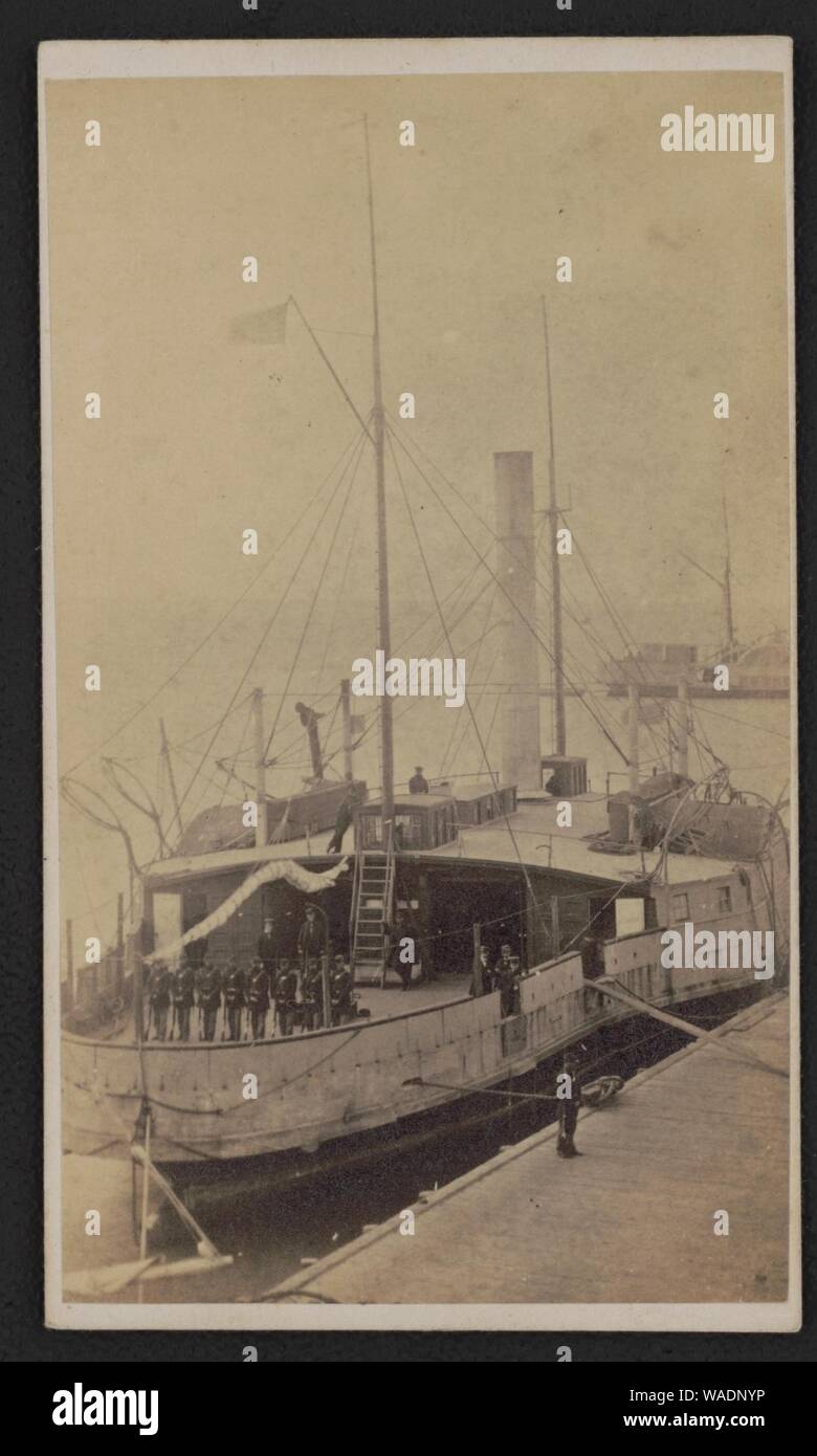 Double-ended ferry gunboat with Union soldiers on deck Stock Photo - Alamy