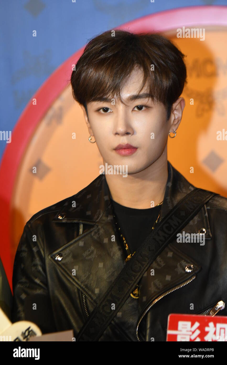 Most Popular Chinese Singers