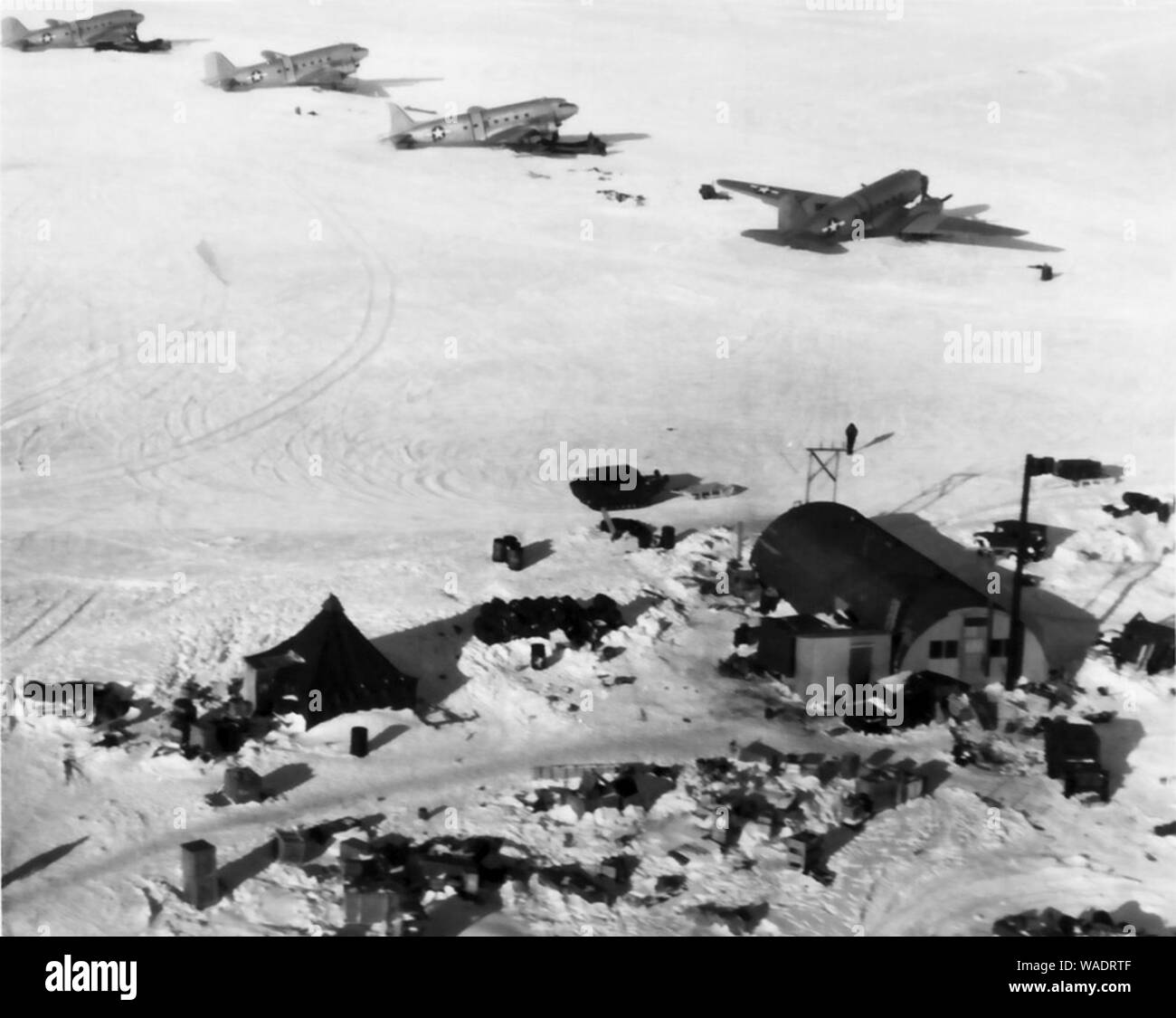 Antarctic history Black and White Stock Photos & Images - Alamy