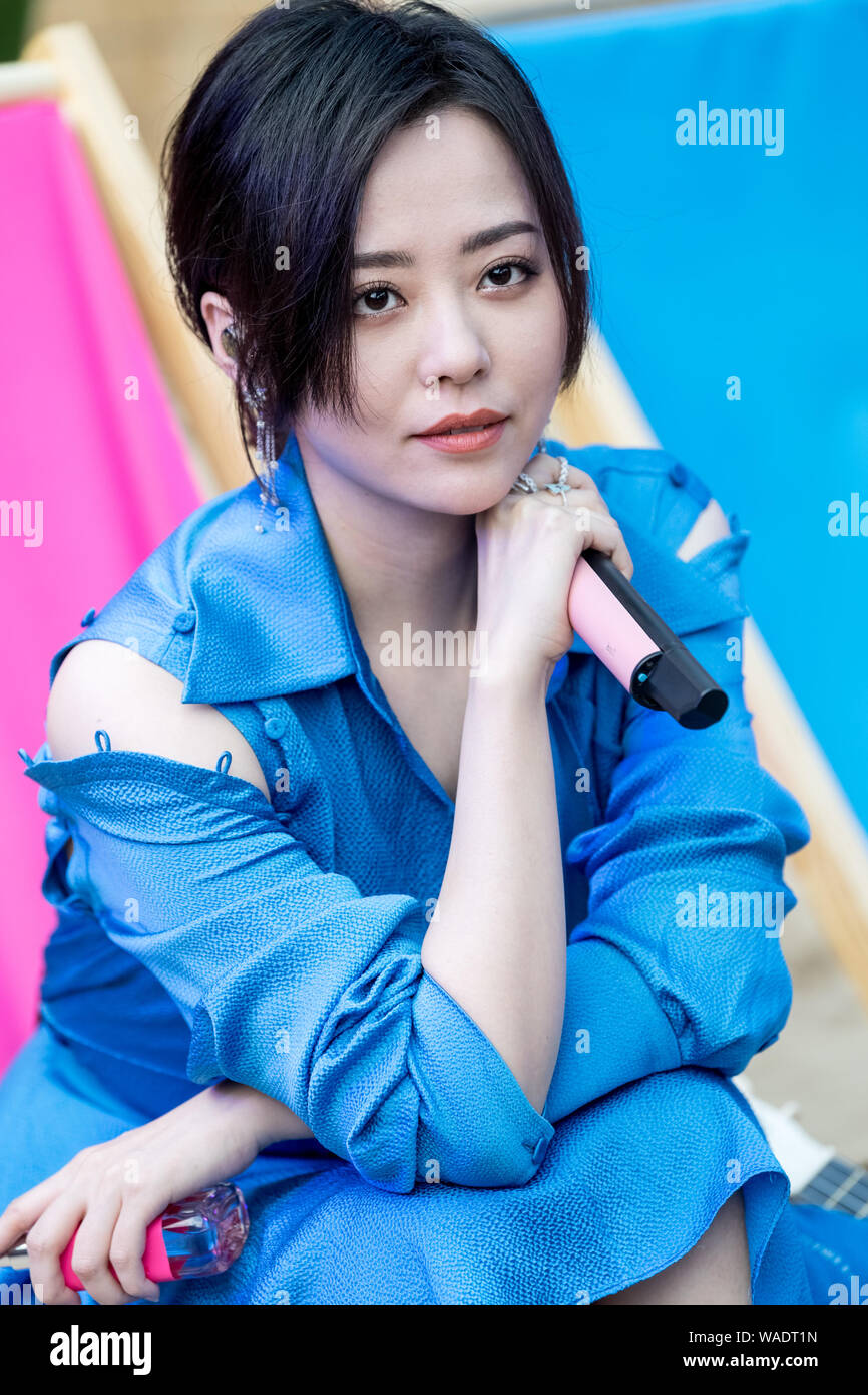 Zhang liangying hi-res stock photography and images - Alamy