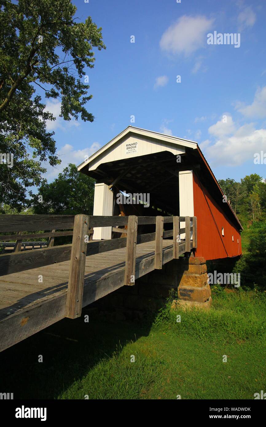 Rinard covered bridge hi-res stock photography and images - Alamy