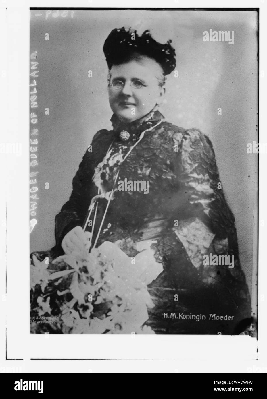 Dowager queen hi-res stock photography and images - Alamy