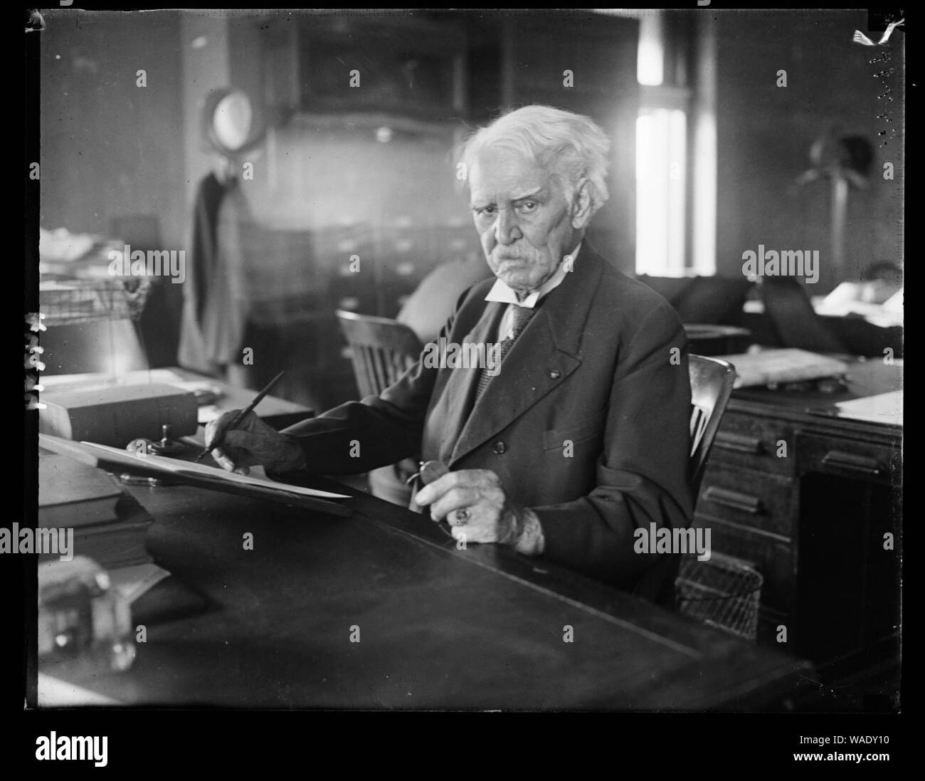 Huntoon hi-res stock photography and images - Alamy