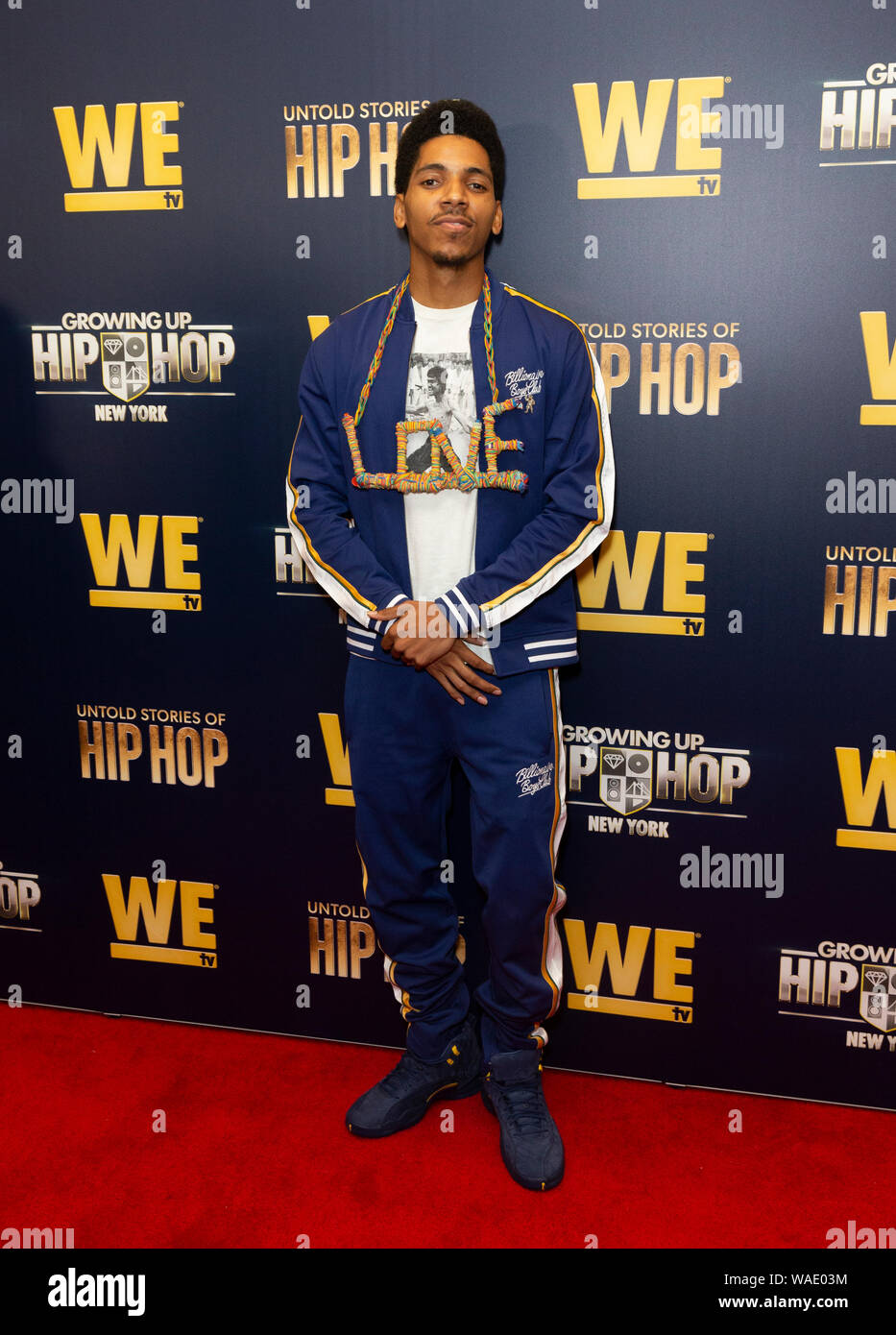 Growing up premiere hi-res stock photography and images - Alamy