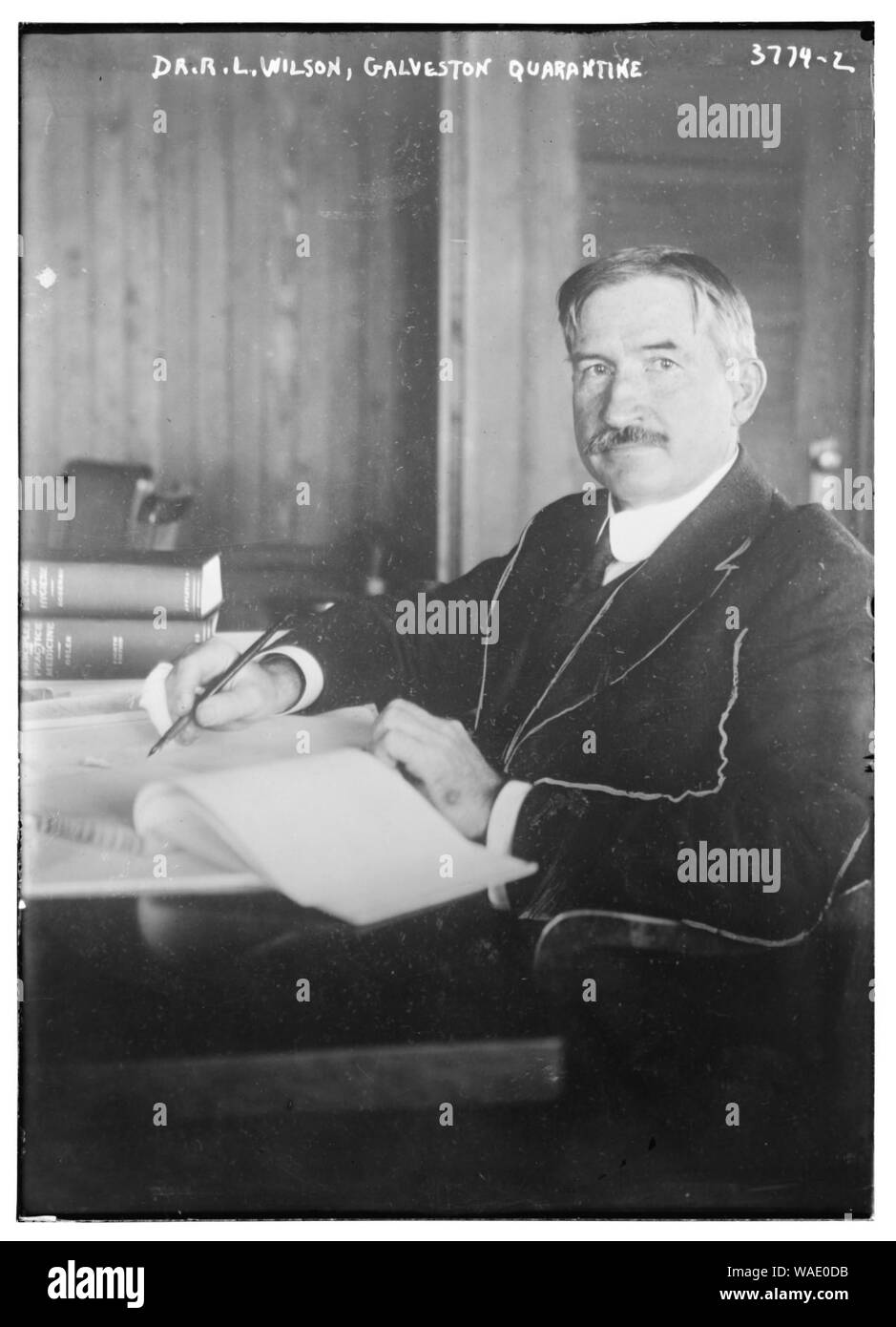 L r dr Cut Out Stock Images & Pictures - Alamy