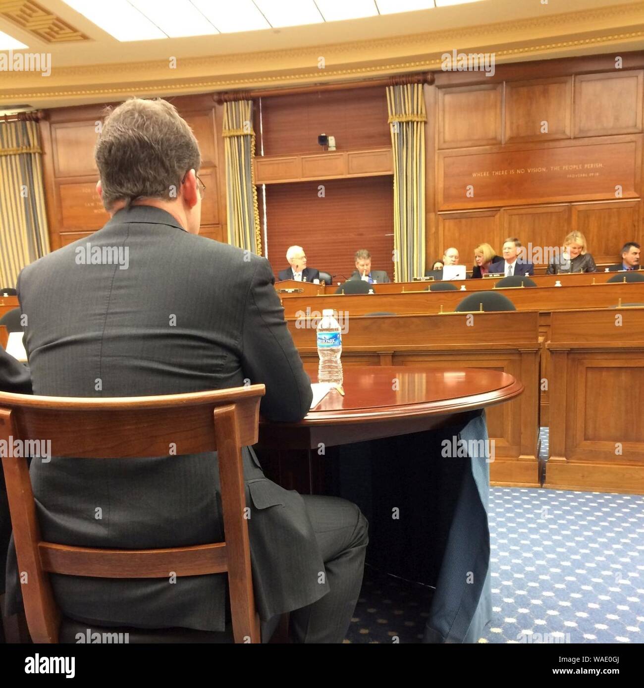 Testifies hi-res stock photography and images - Alamy