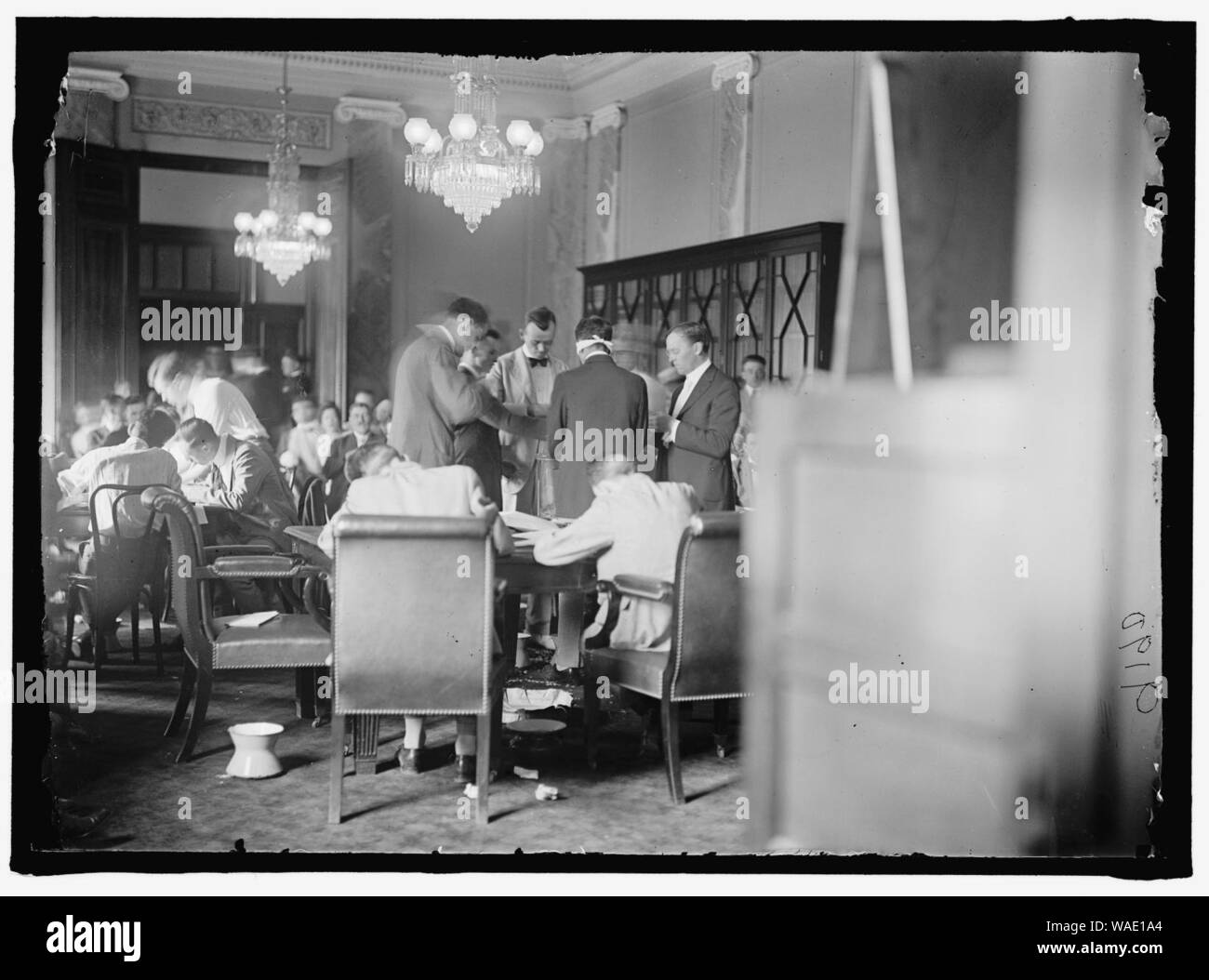 War drawing hi-res stock photography and images - Alamy