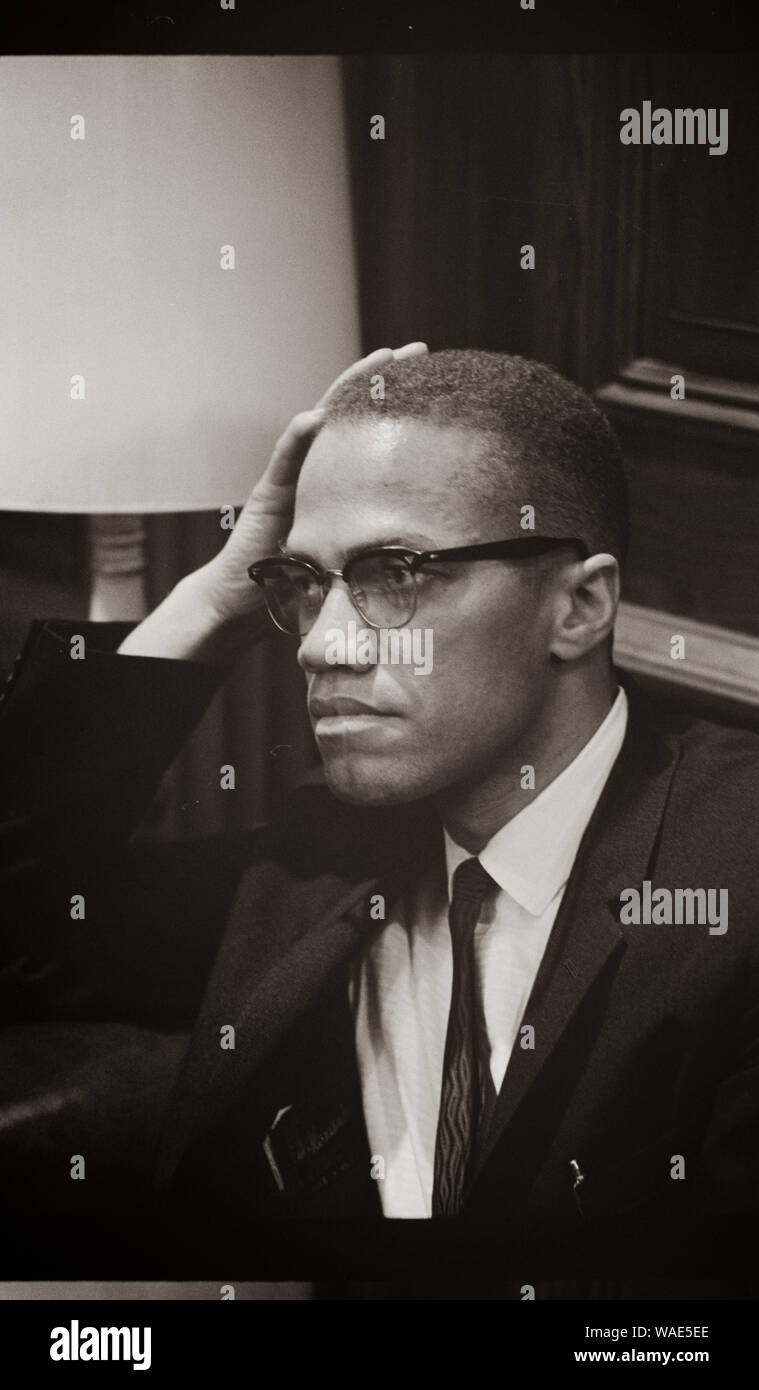 American activist hi-res stock photography and images - Alamy