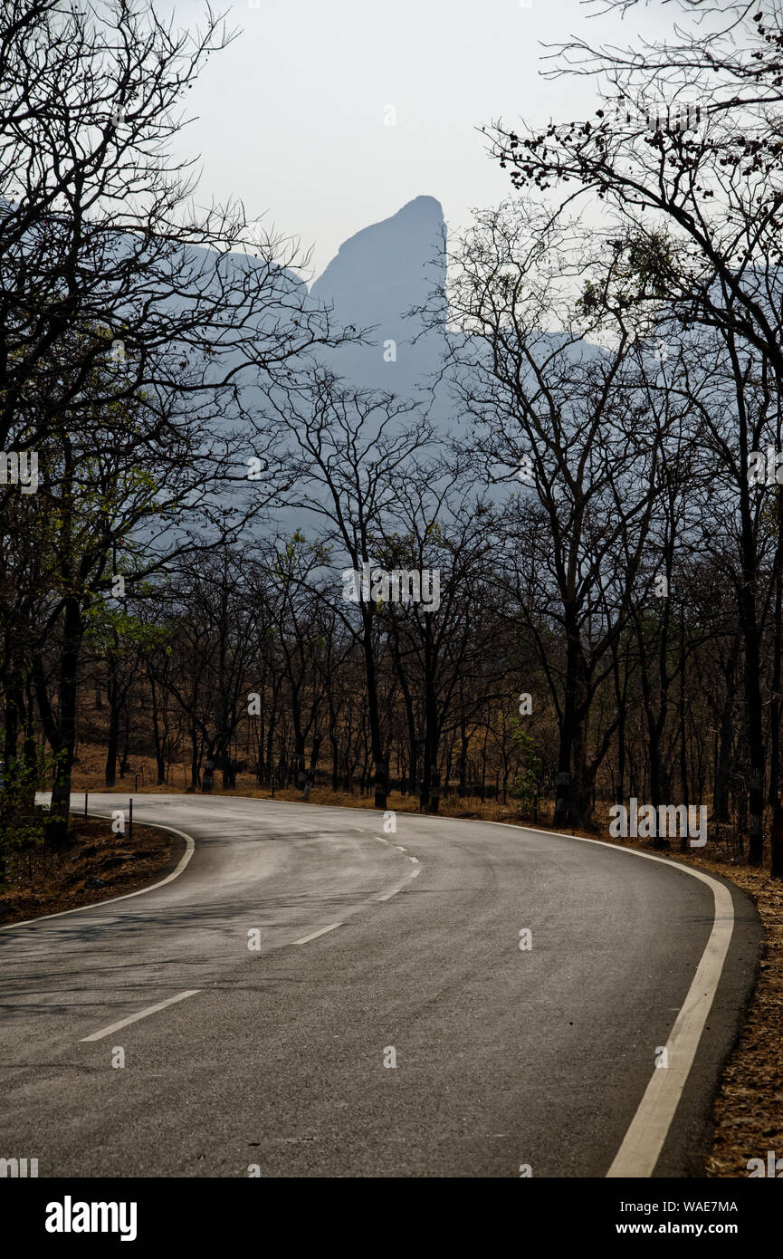 Noontime hi-res stock photography and images - Alamy