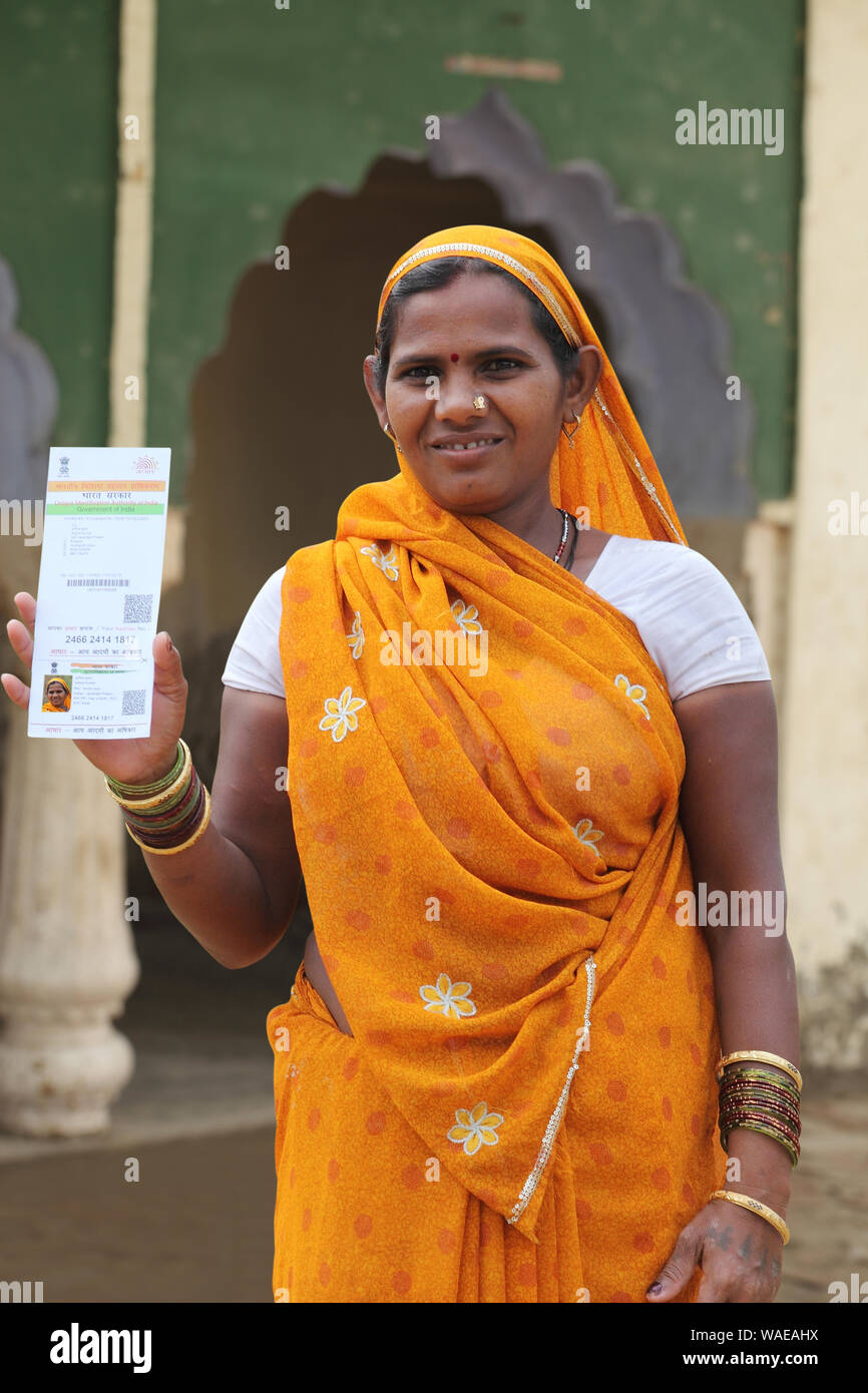 Aadhaar card hi-res stock photography and images - Alamy