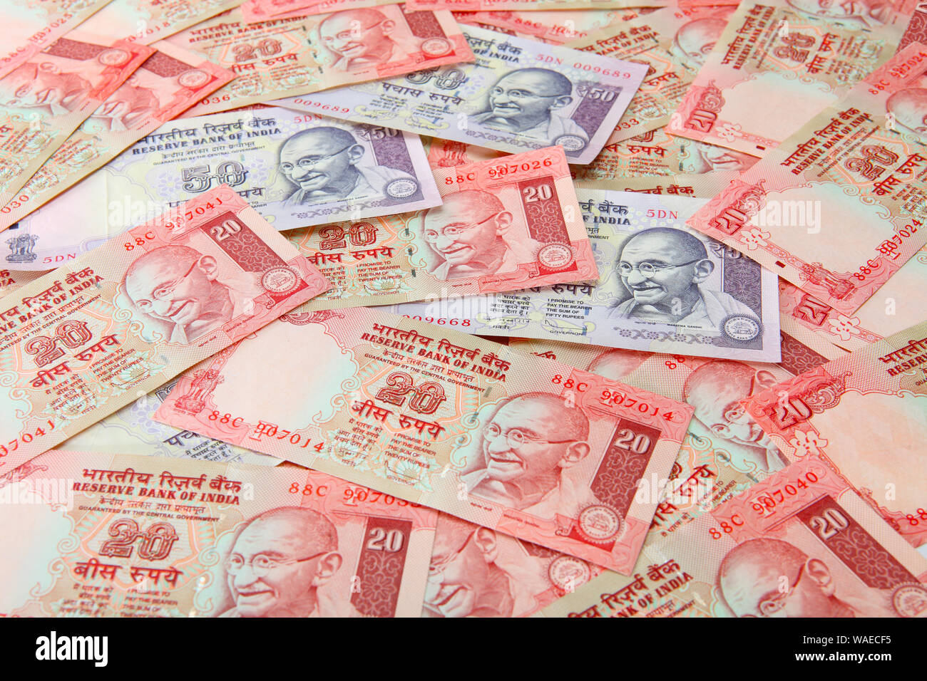 20 twenty rupees banknotes hi-res stock photography and images - Alamy