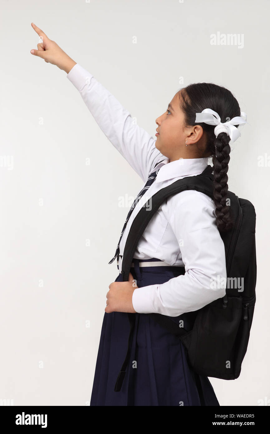 Child pointing down hi-res stock photography and images - Alamy