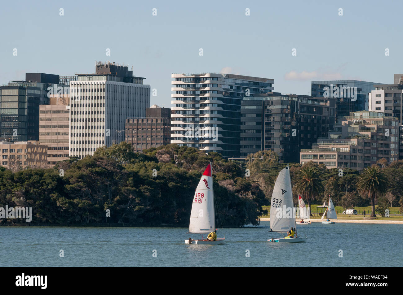 Sailboats on Albert Park Lake, Melbourne, Victoria, Australia Stock ...