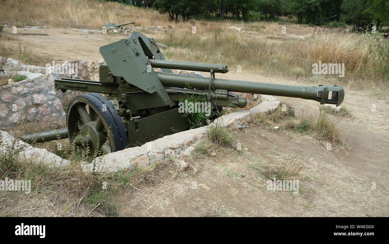 Barrel German Artillery Gun High Resolution Stock Photography and ...