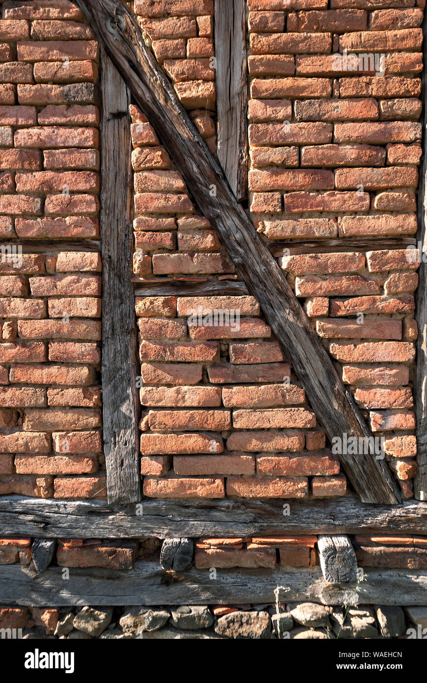 Old wood beams brick wall hi-res stock photography and images - Alamy