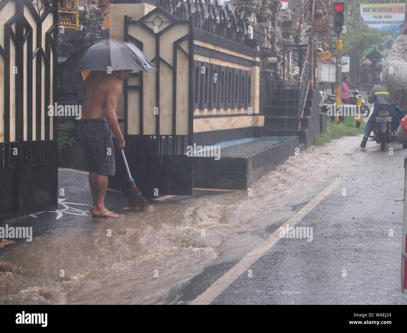 Sweeping flood hi-res stock photography and images - Alamy