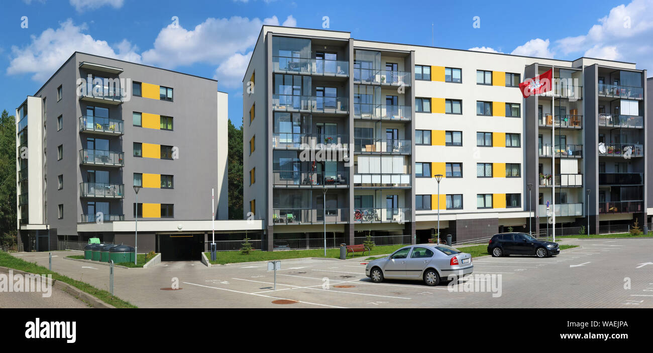 Modular homes hi-res stock photography and images - Alamy