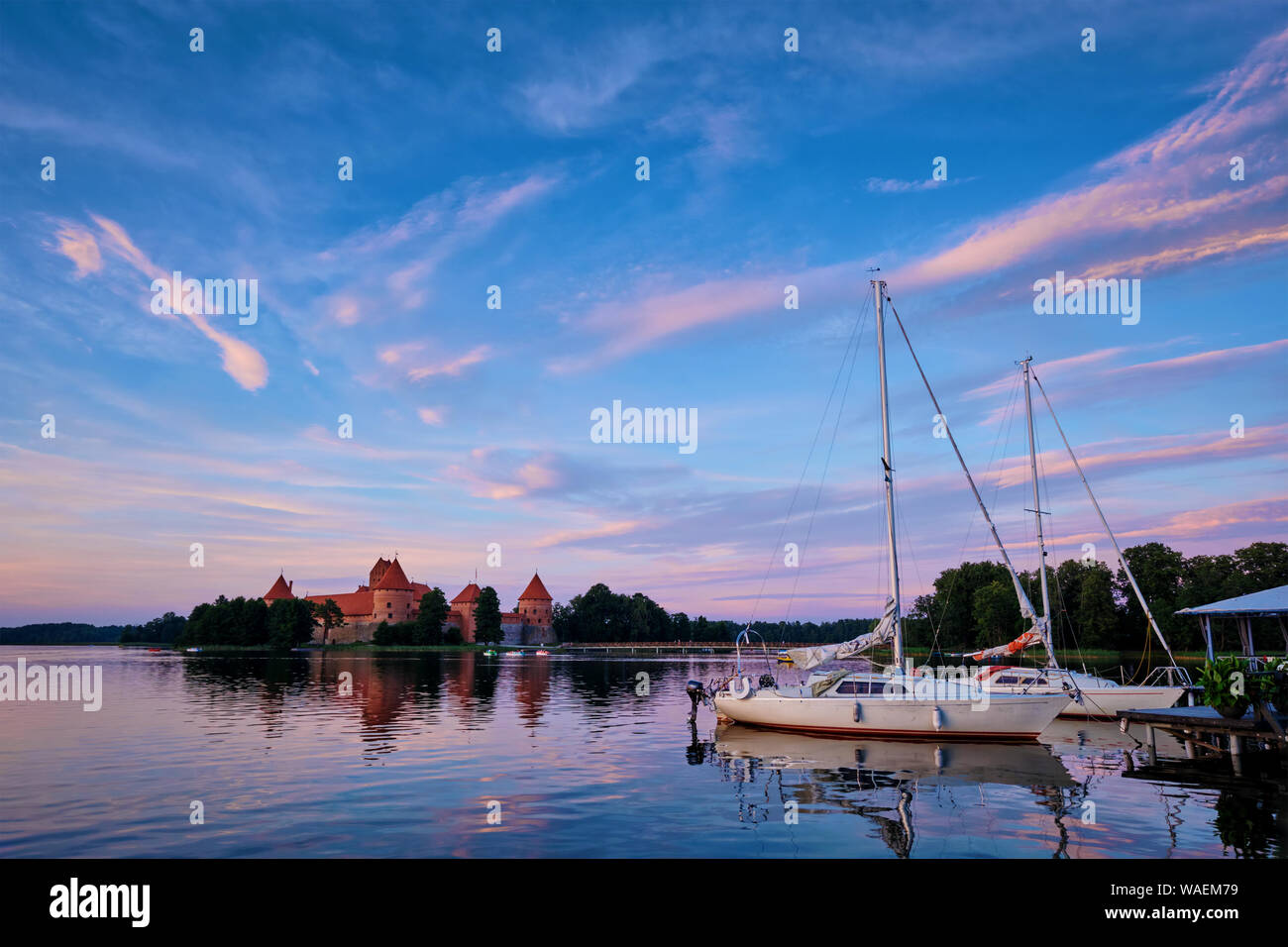 Trakai Island Castle in lake Galve, Lithuania Stock Photo - Alamy