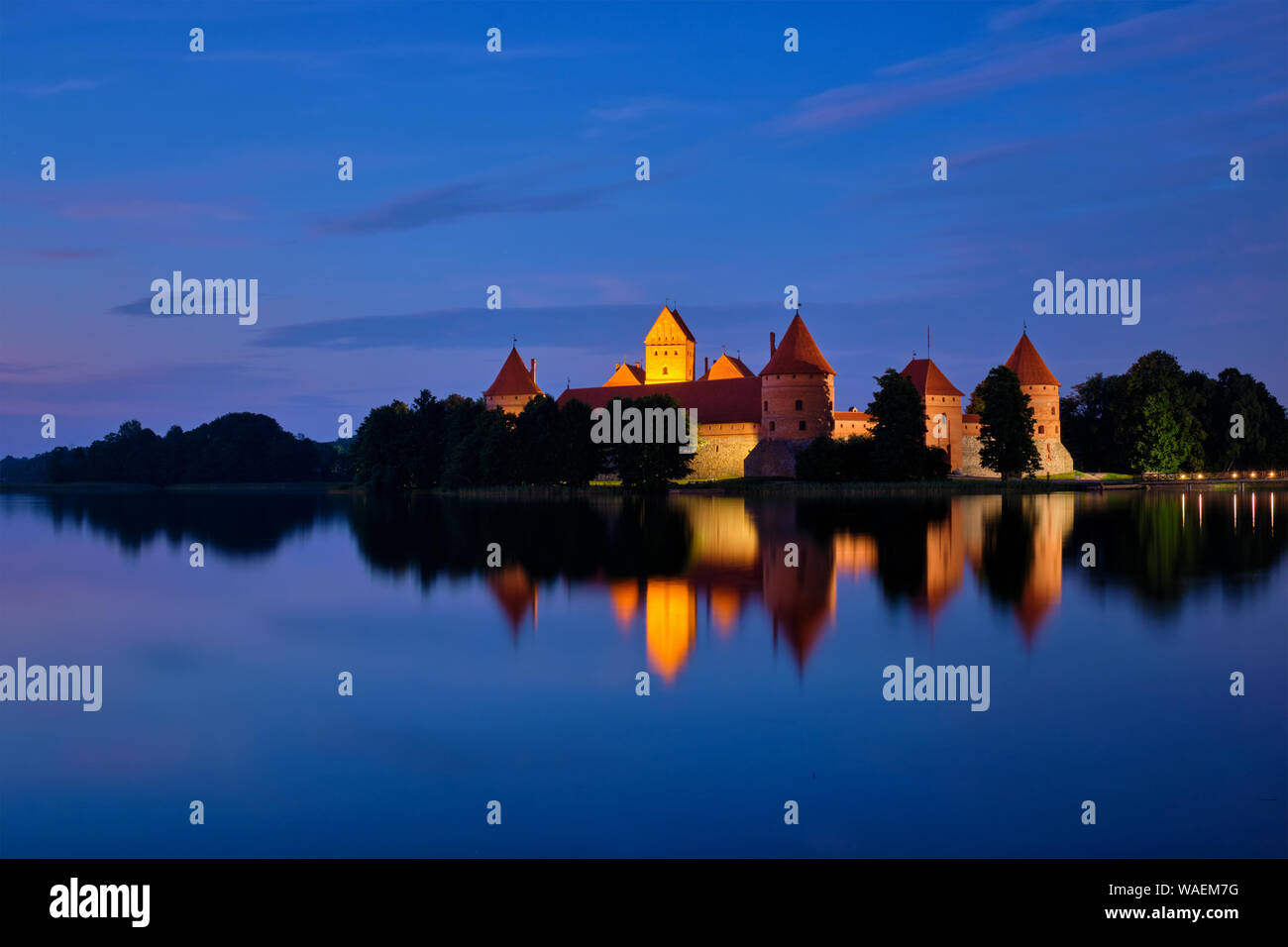 Trakai Castle Night High Resolution Stock Photography and Images - Alamy