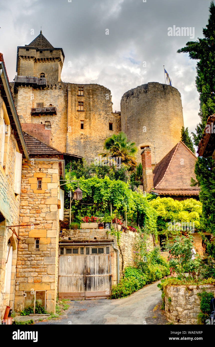 Aerial view castelnaud castle dordogne hi-res stock photography and ...