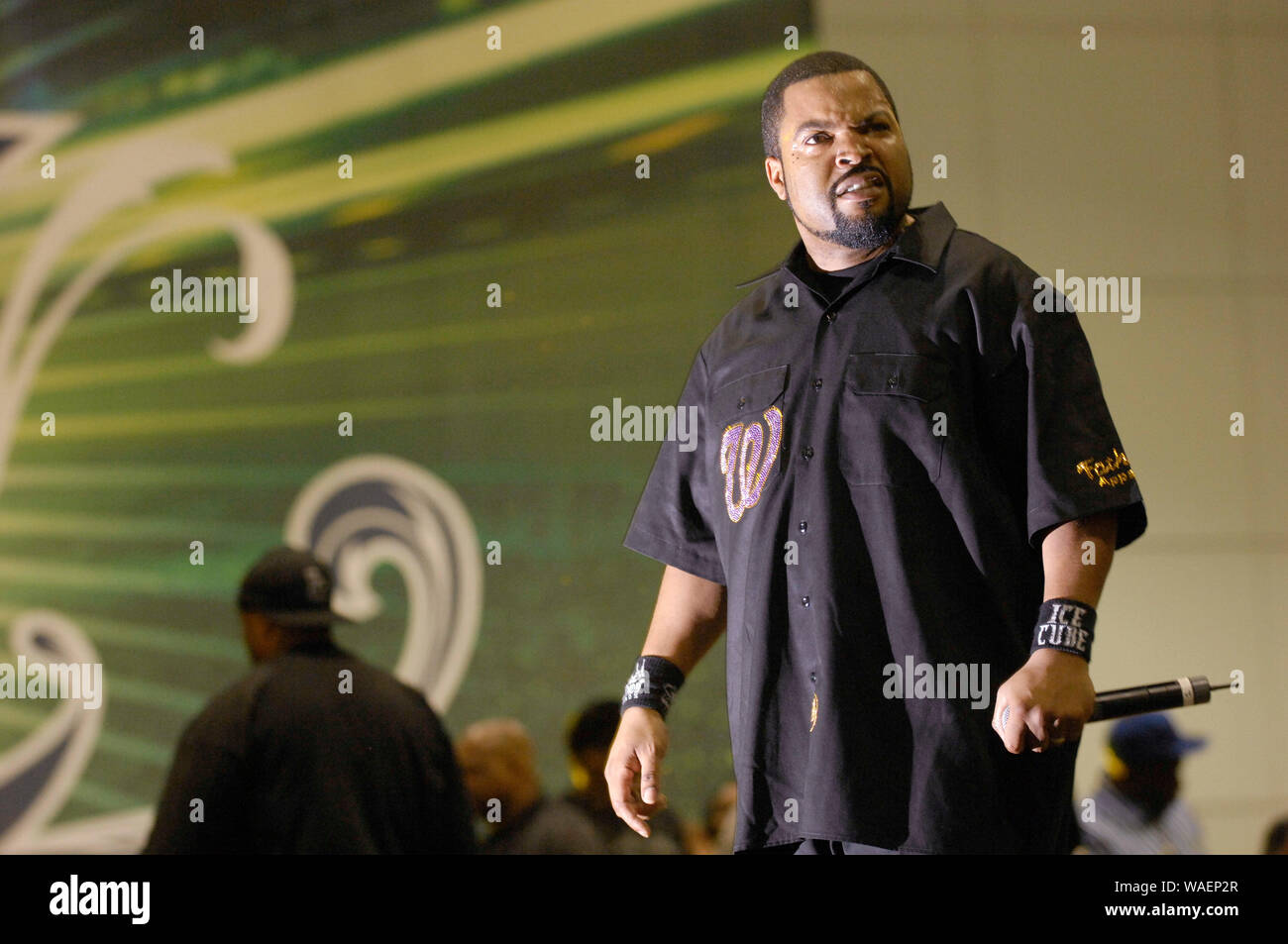 Ice cube rapper hi-res stock photography and images - Alamy