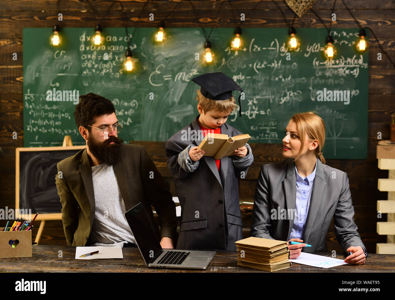 Teacher has his own love of learning Teacher inspires students with his ...