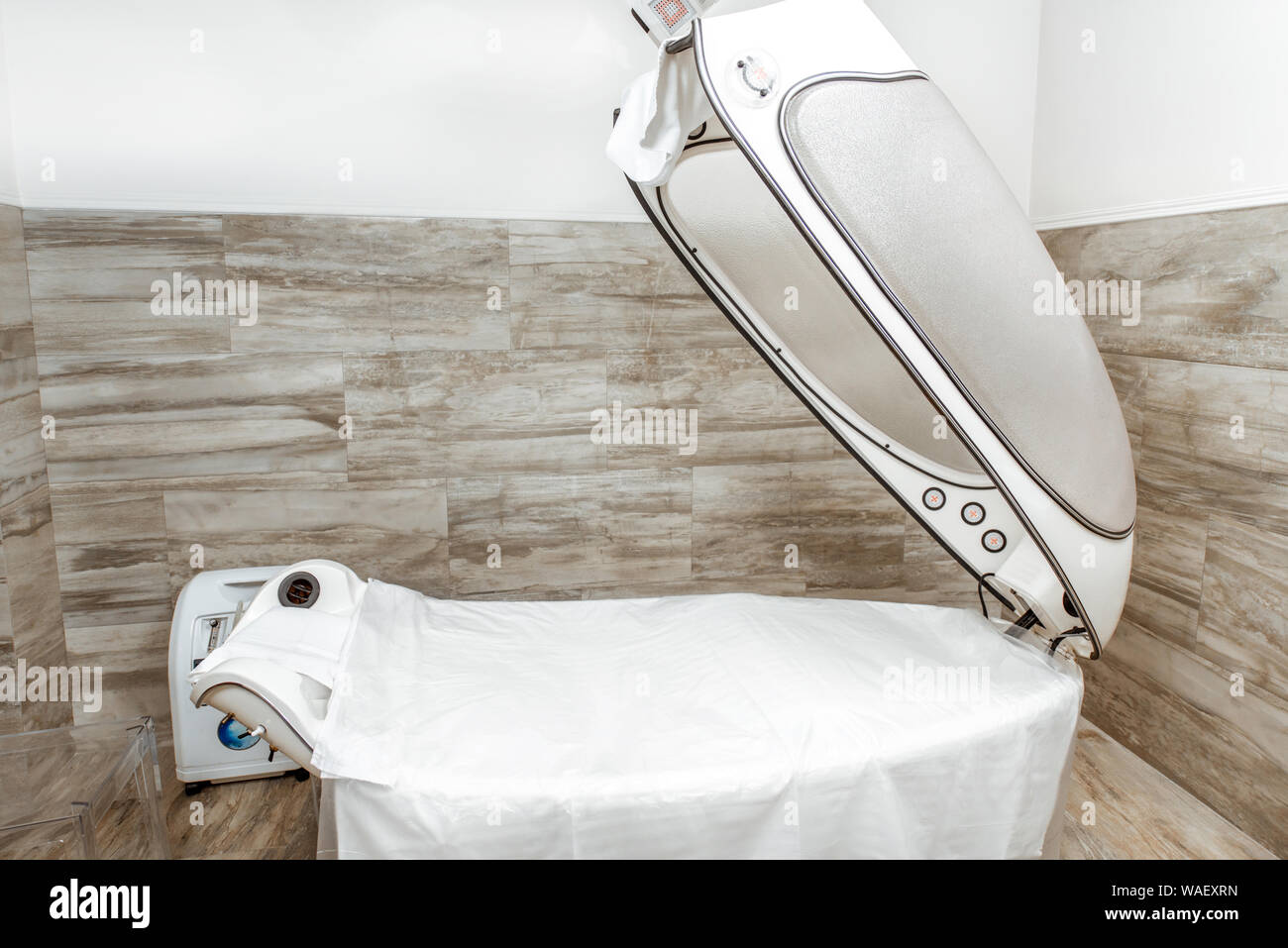 Spa capsule hi-res stock photography and images - Alamy