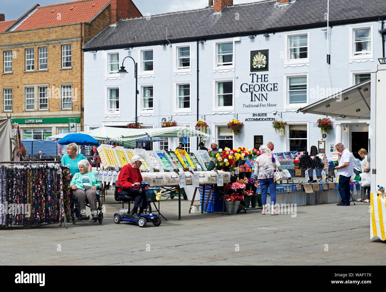 Market day in Selby, North Yorkshire, England UK Stock Photo - Alamy