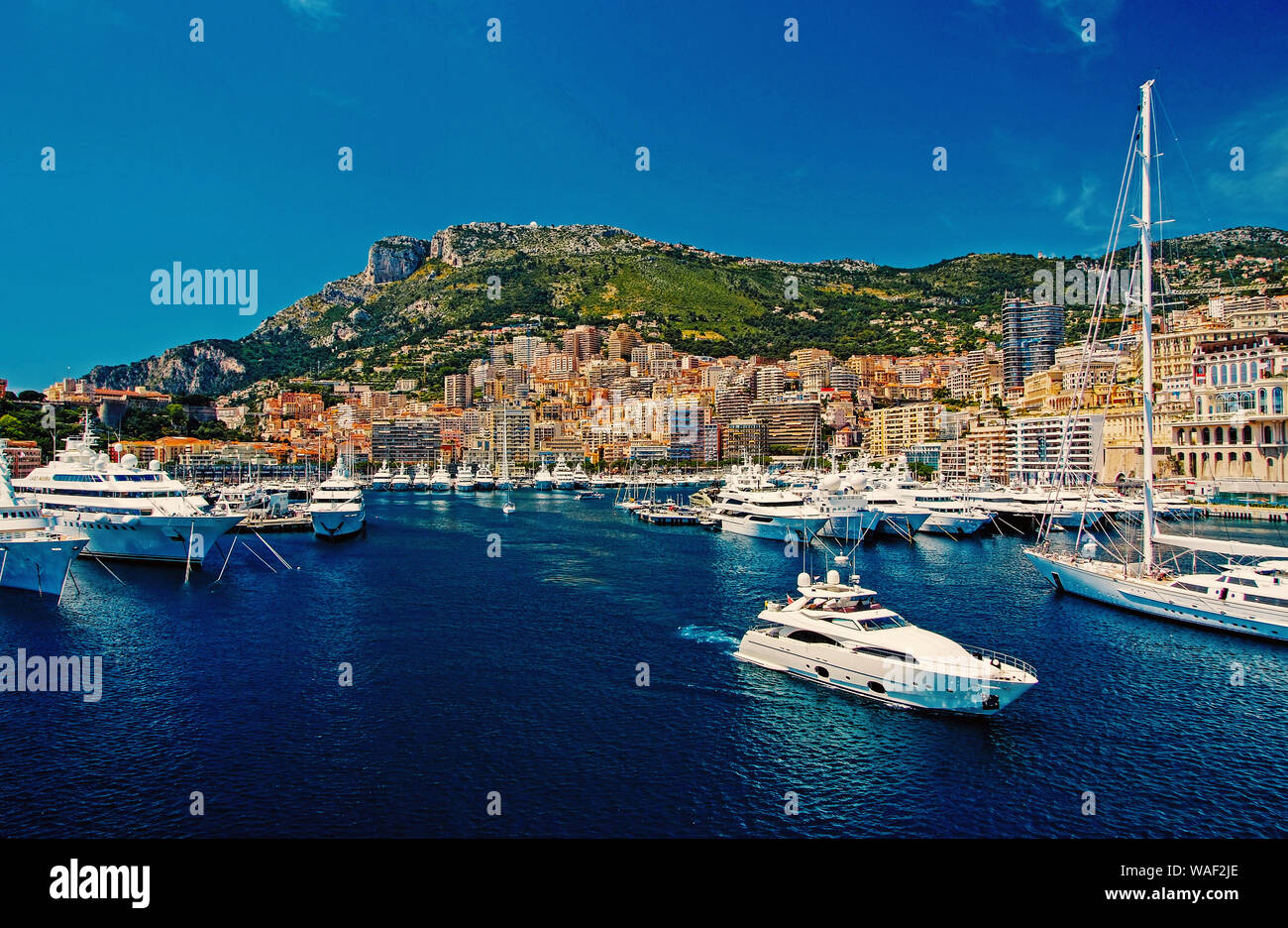 Monte Carlo, Monaco - December 08, 2009: sea harbor with yachts and ...