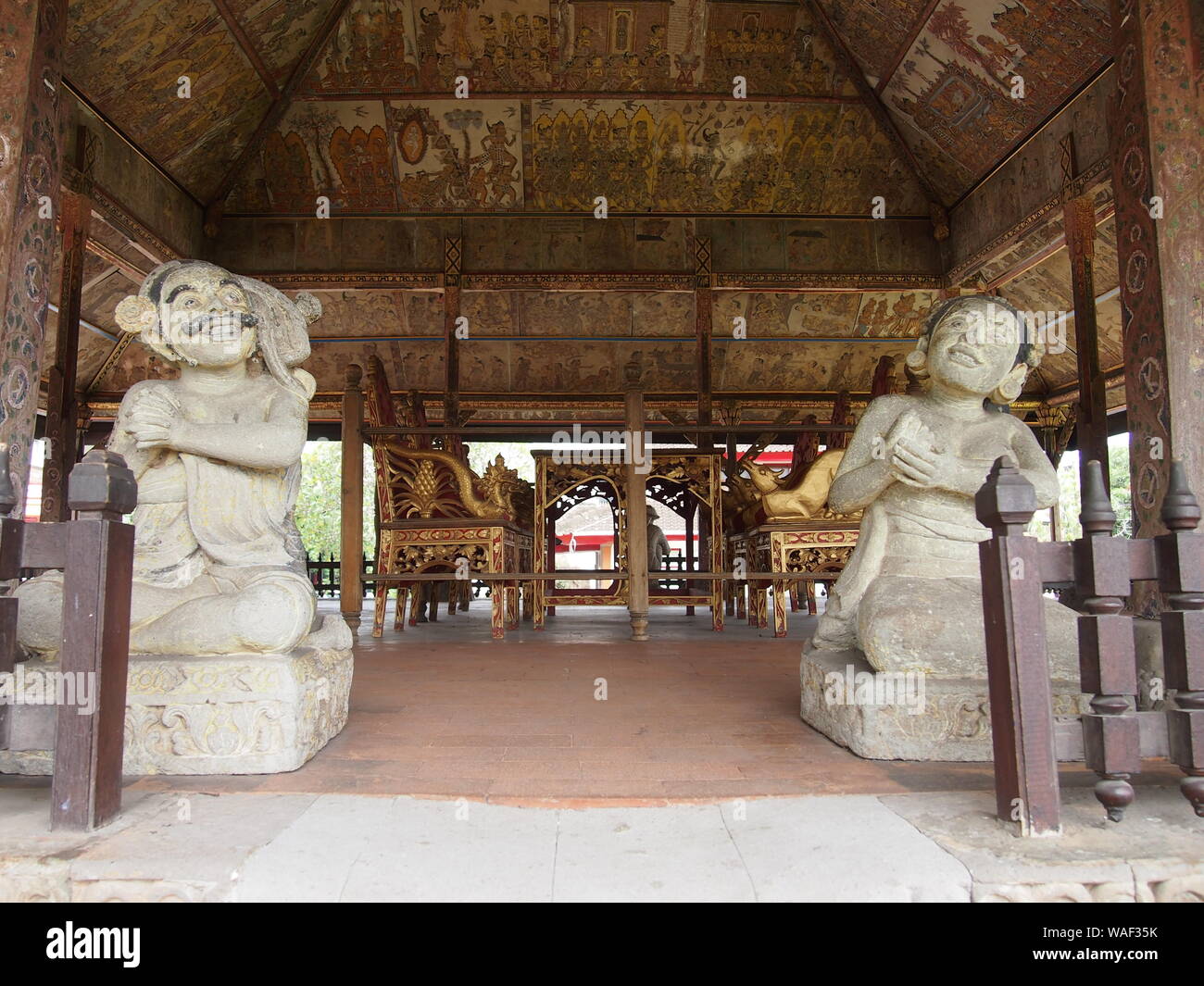 Panelled ceiling of Klungkung Water Palace, Bali Stock Photo - Alamy