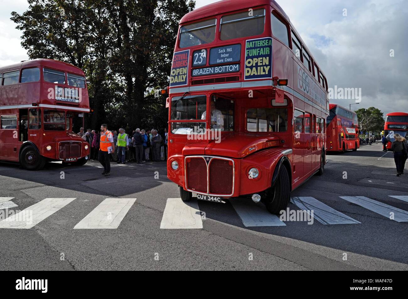 London rt bus hi-res stock photography and images - Alamy