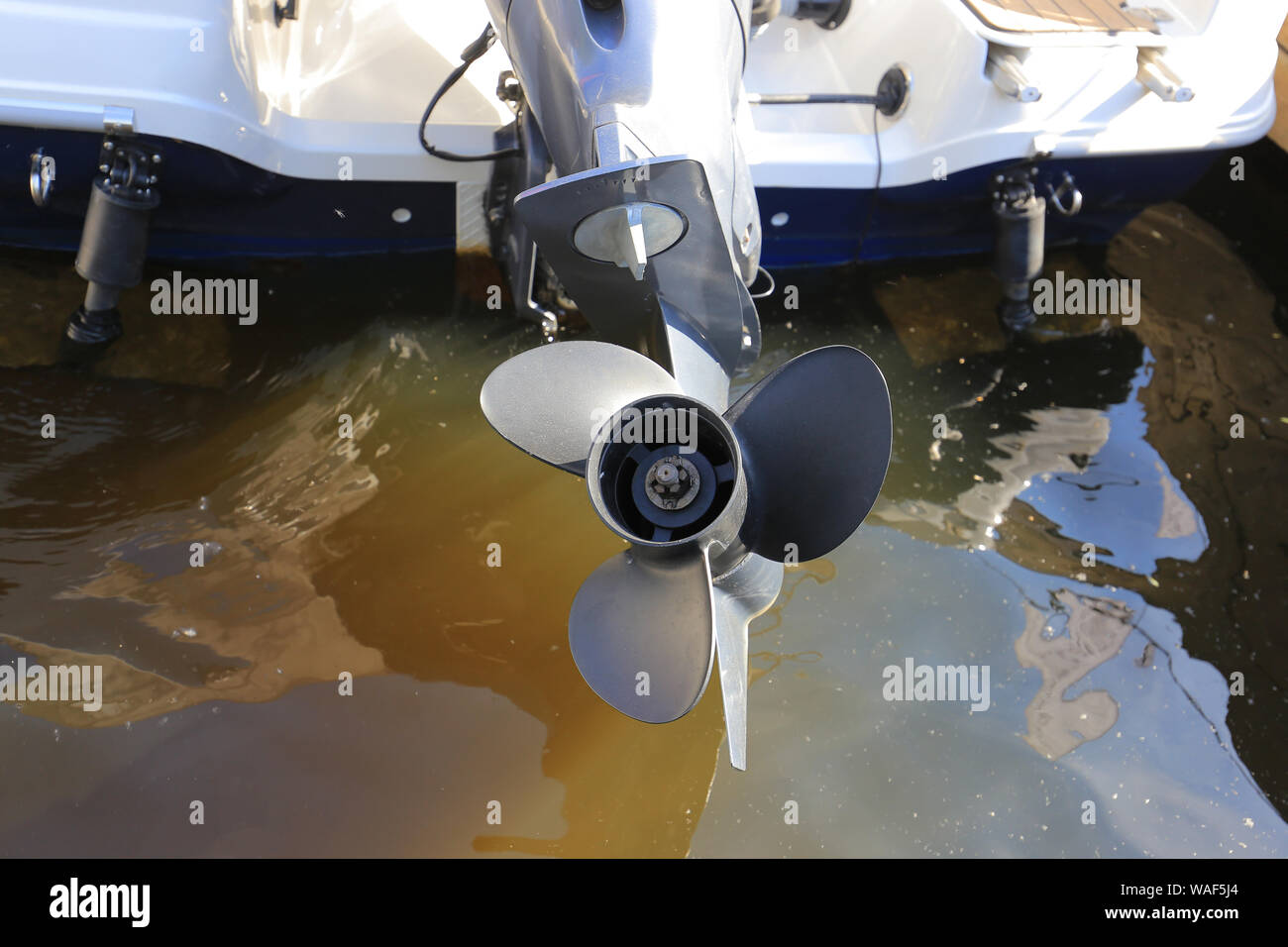 Motor boat screw close up. Engine propeller Stock Photo - Alamy